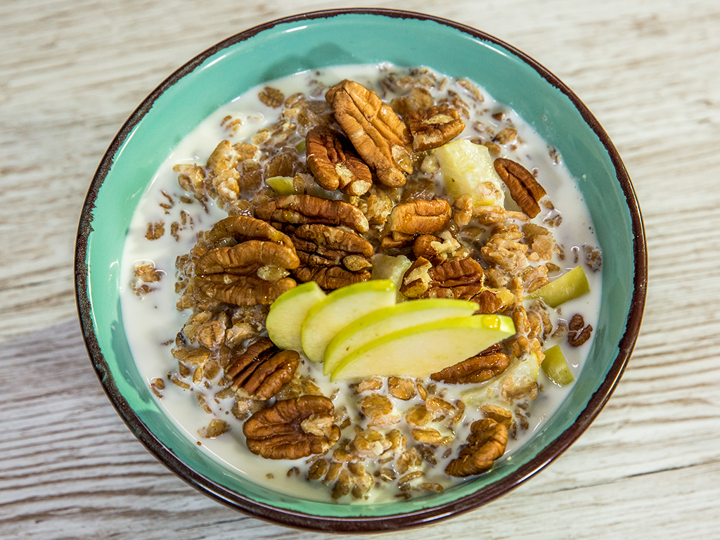 Pecan Apple Porridge