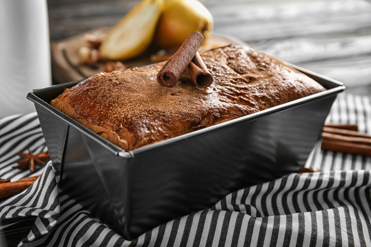 Essential Baking Pans: What Are the Can’t Miss Items?
